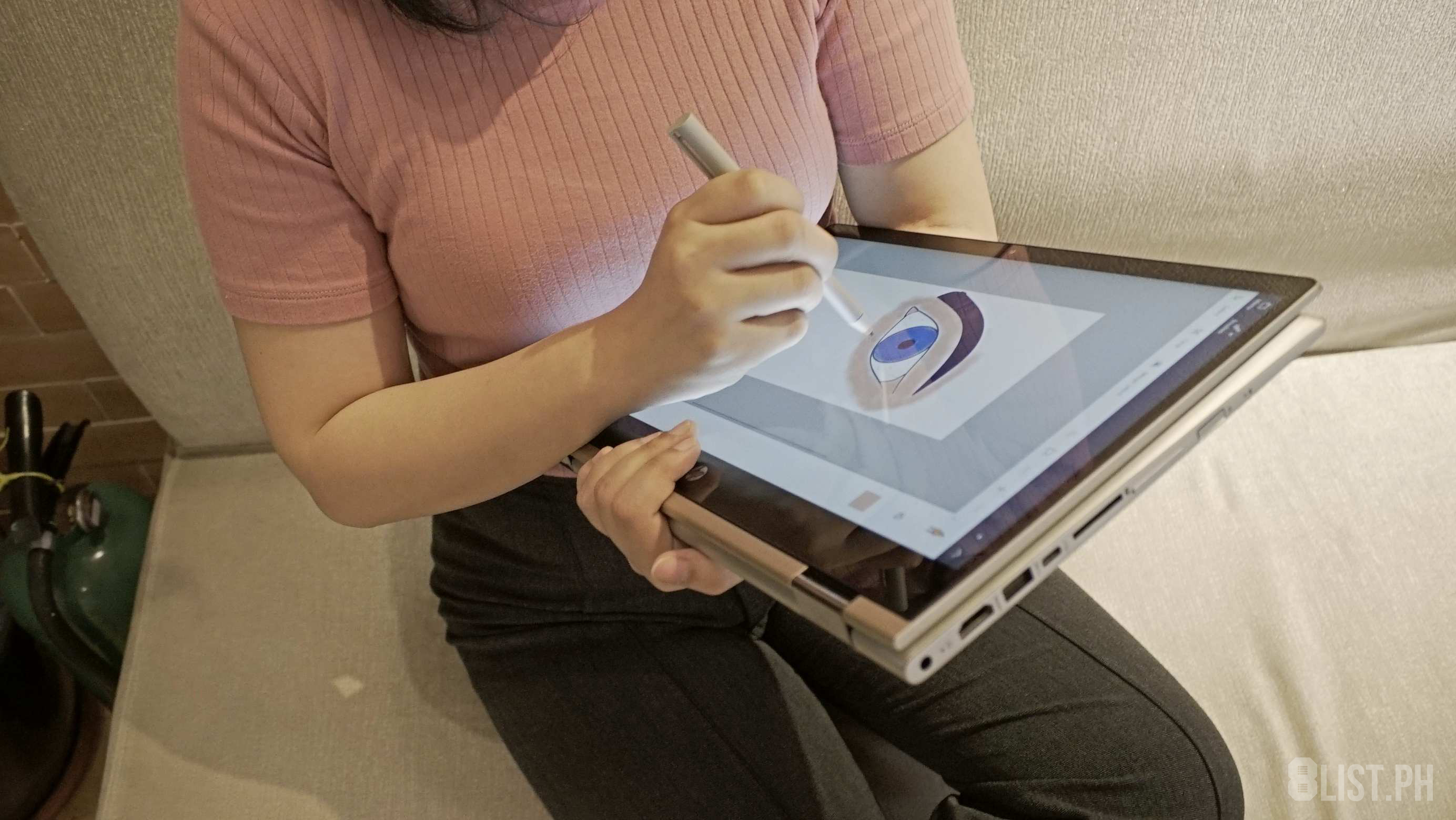 This Stylish, Convertible Laptop is the Perfect Companion for Yuppies ...