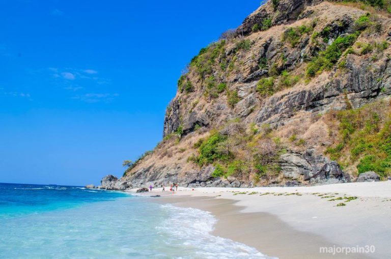 8 Day Trips for Your Last Summer Hurrah - 8List.ph