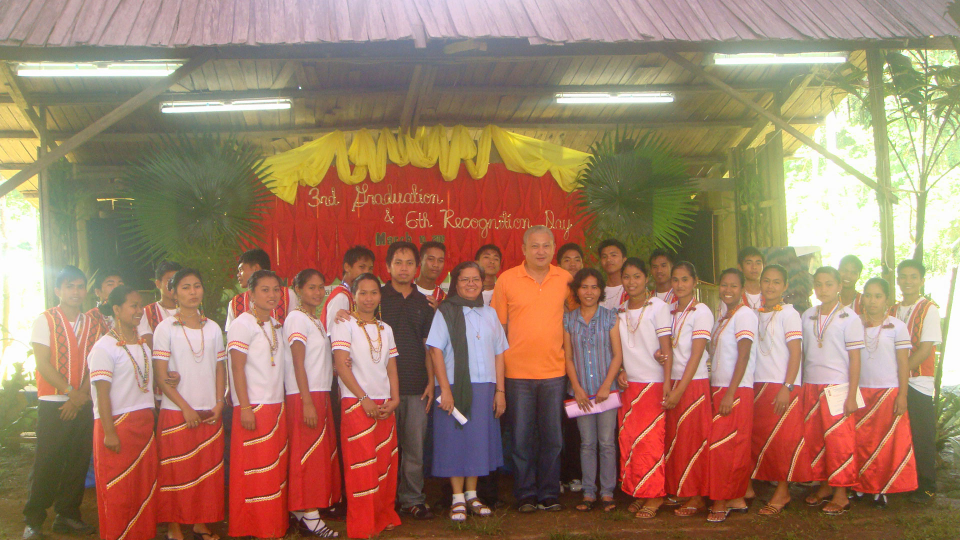 Daily 8: What You Should Know About the Lumads - 8List.ph