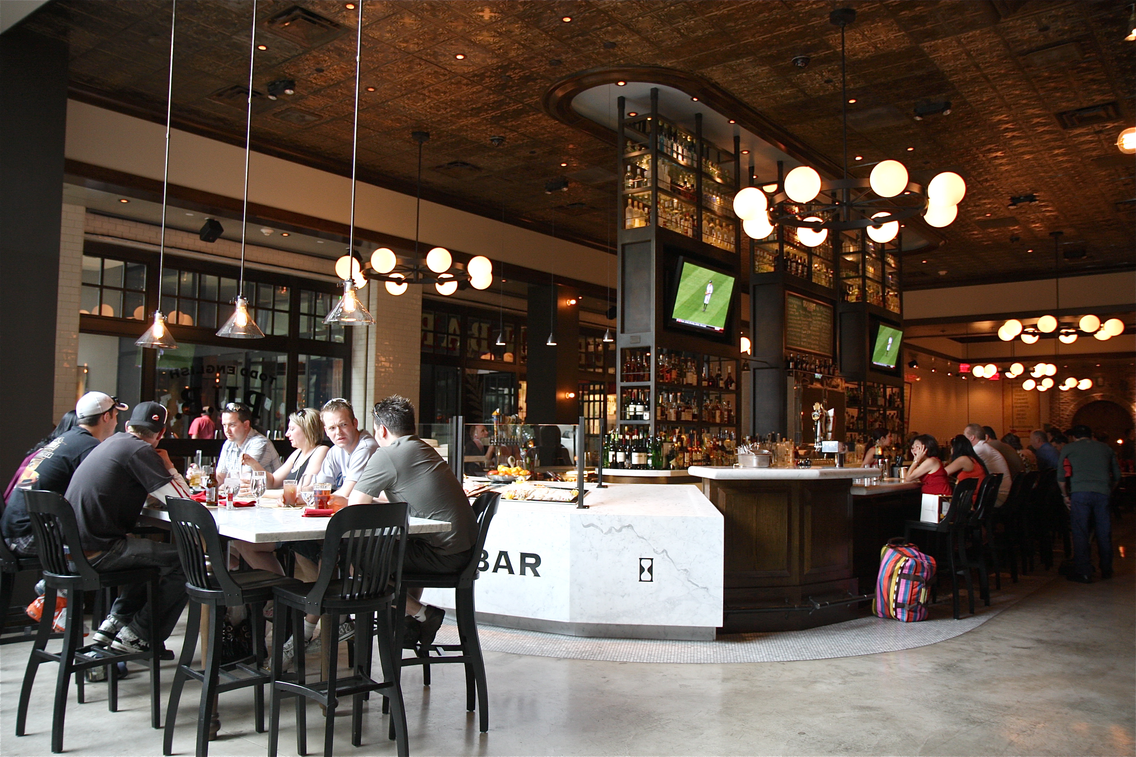 International Restaurants to Get Excited About in 2016 | 8List.ph