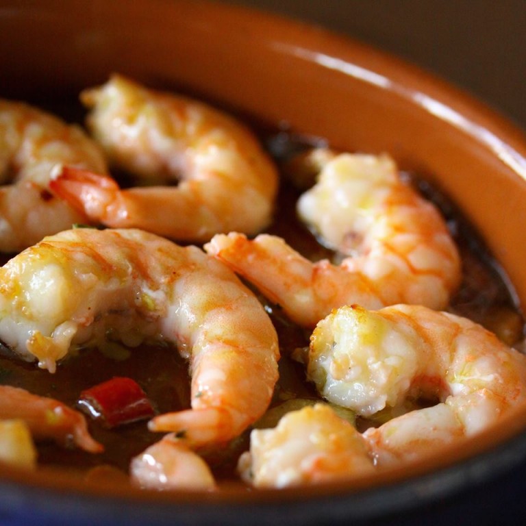 Sexy Tapas Bars for a V-Day Girls Night Out - 8List.ph