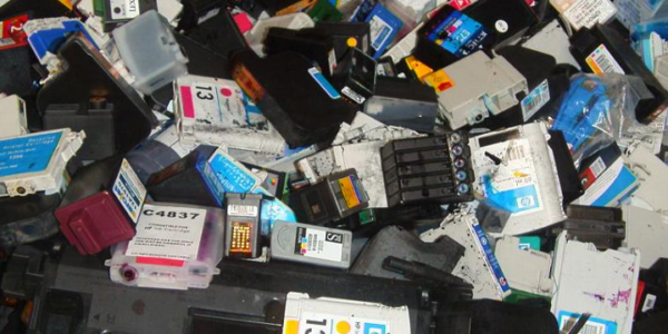 8 Everyday Things That Take Long to Decompose - 8List.ph