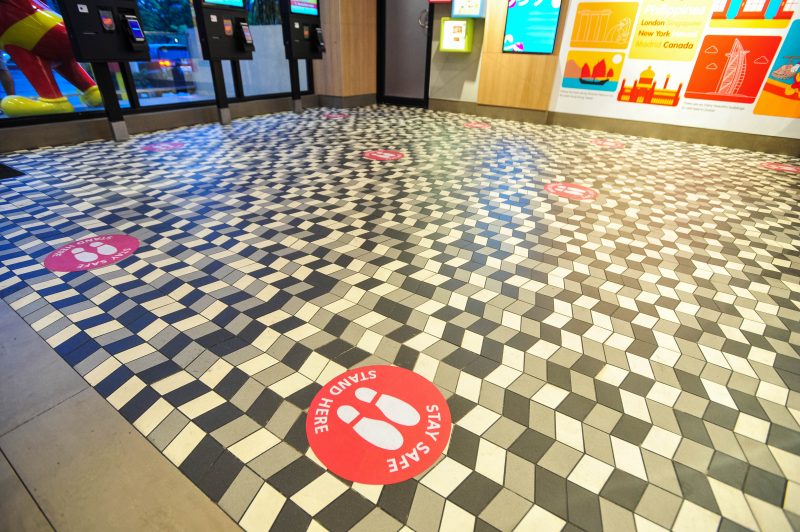 LOOK: Now That Dine-In Service Is Back, This is What the 'New Normal ...