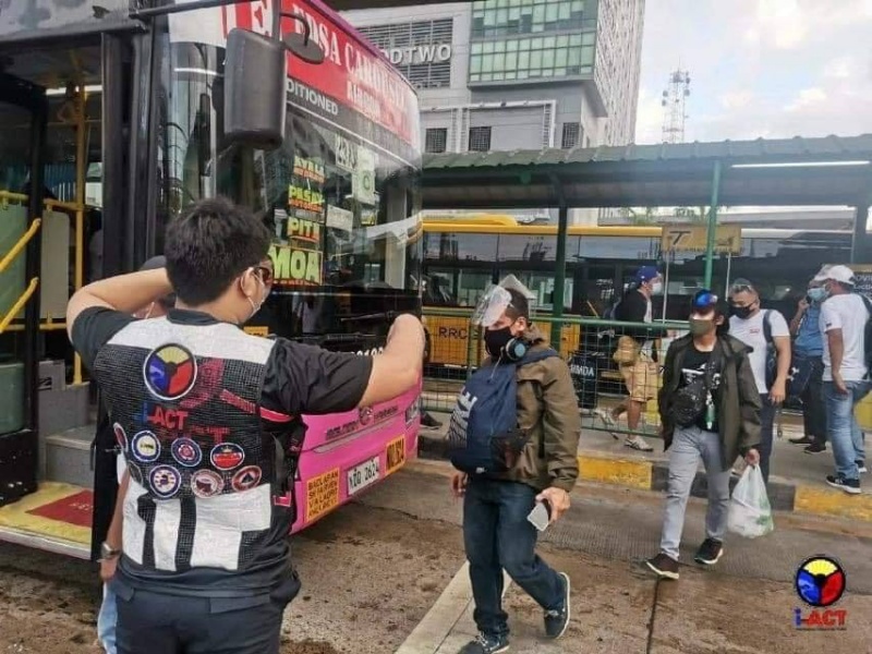 EDSA Carousel Bus Rapid Transit System: Is It Effective?