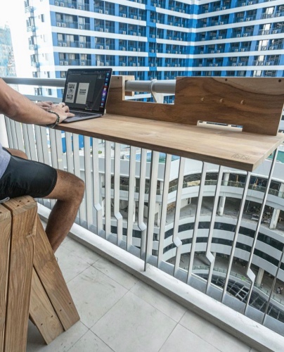 Turn Your Balcony Into an Outdoor Bar with These Hanging Balcony Tables ...