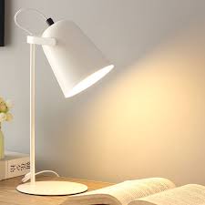 Cute Table Lamps: 8 Affordable Desk Lamps Under P1000