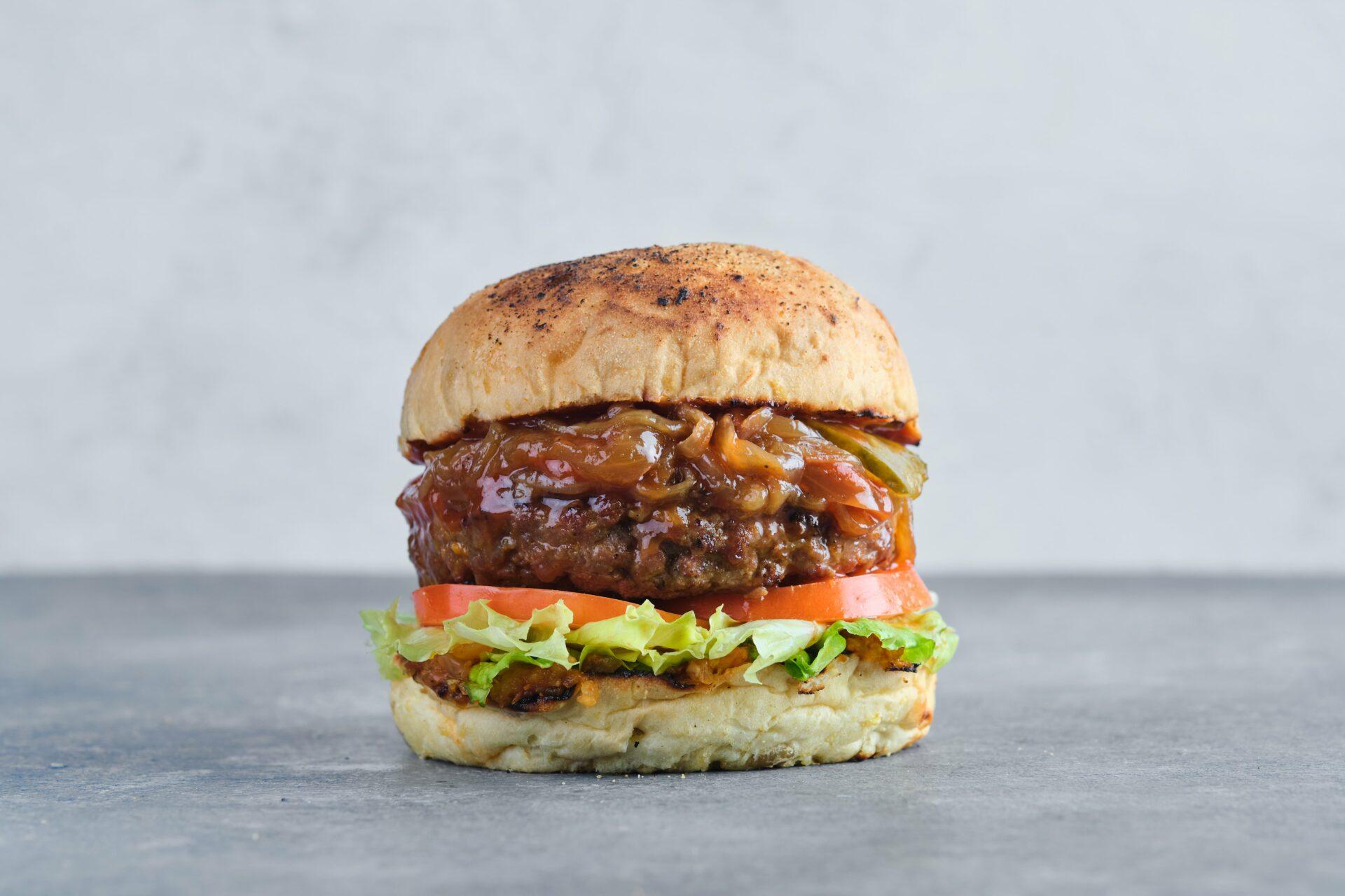 Anatomy of a Ragin' Burger by Chef John of Raging Bull Burgers - 8List.ph