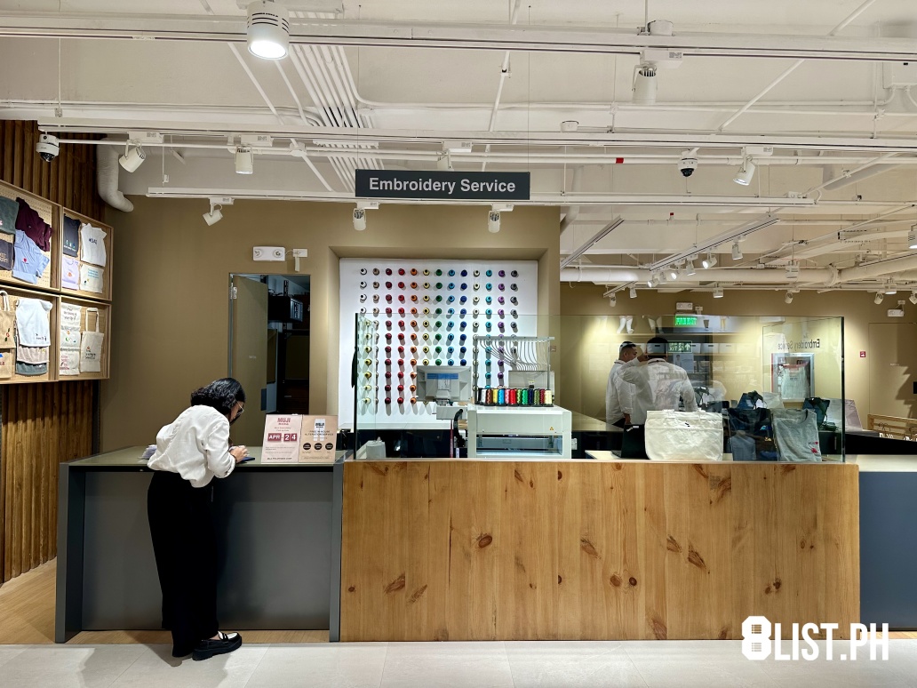 MUJI Flagship Store Features Philippines' First-Ever MUJI Bakery - 8List.ph